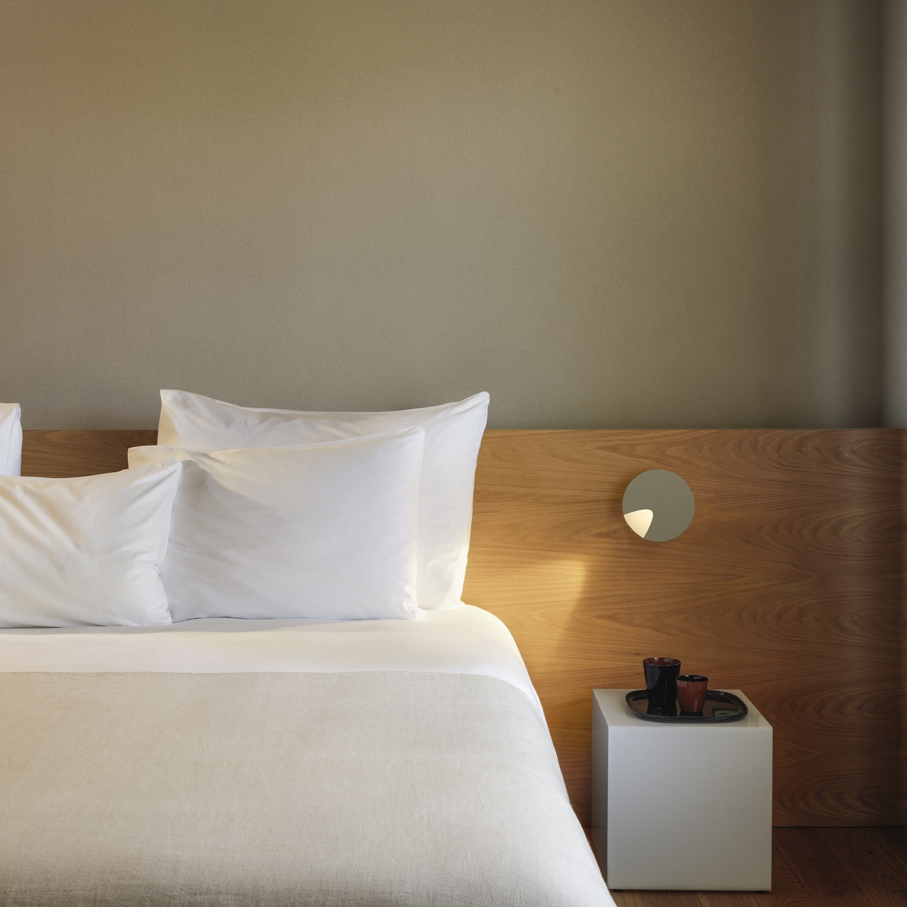 Dots Applique par Vibia