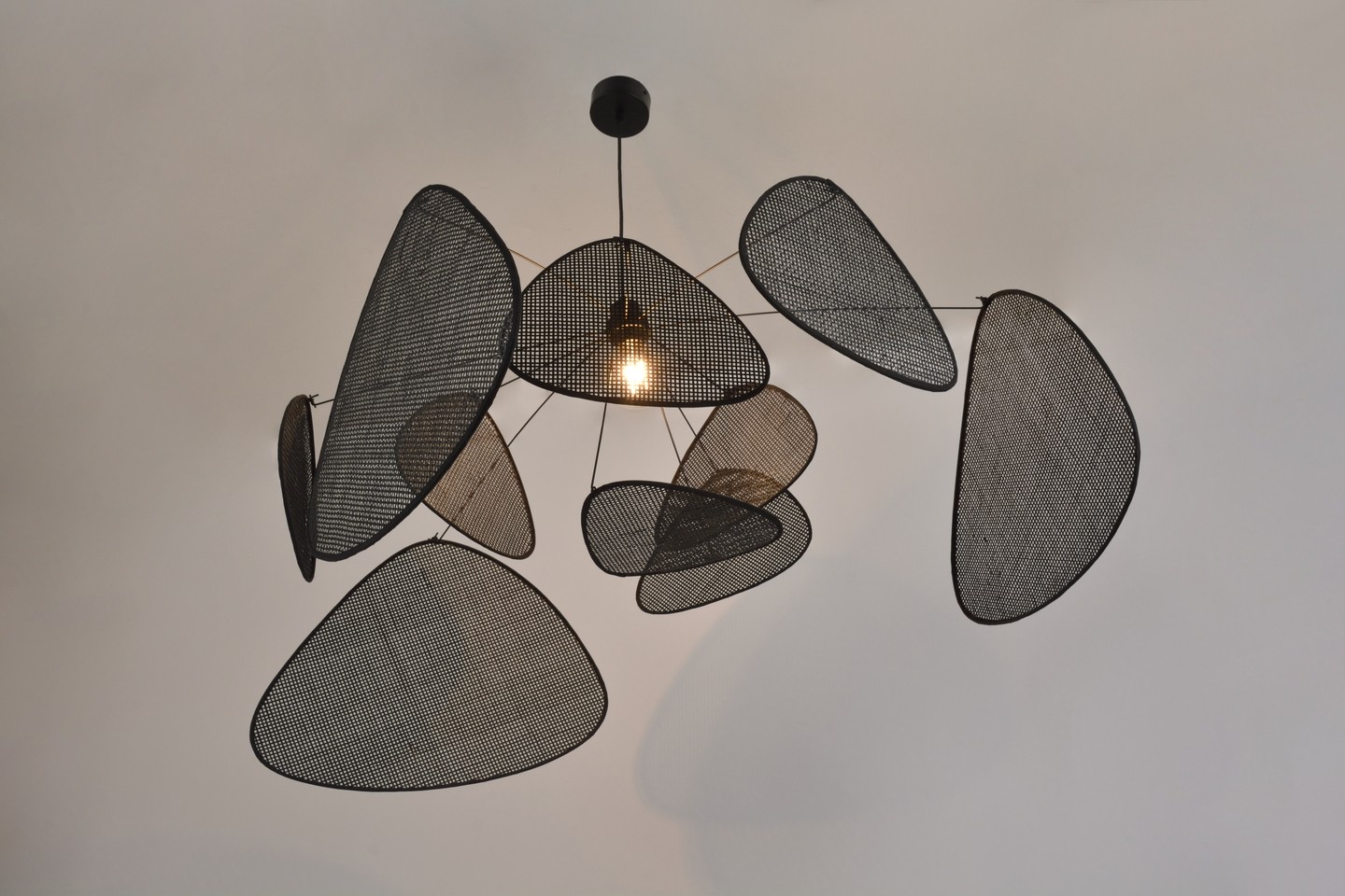 Suspension Screen XL Cannage Noir par Market Set