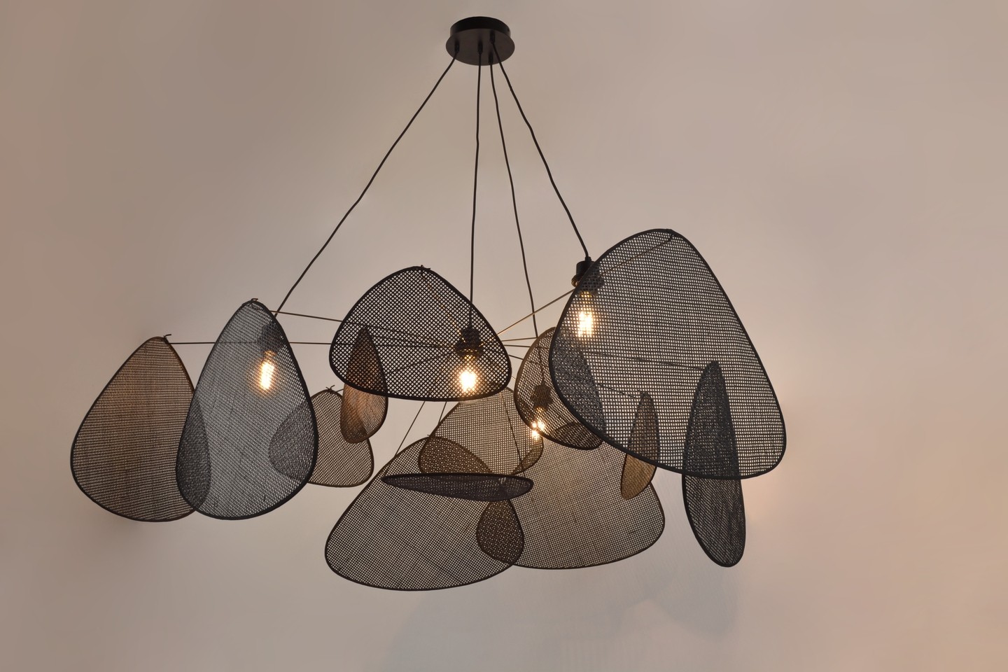 Suspension Screen XXL Cannage Noir par Market Set